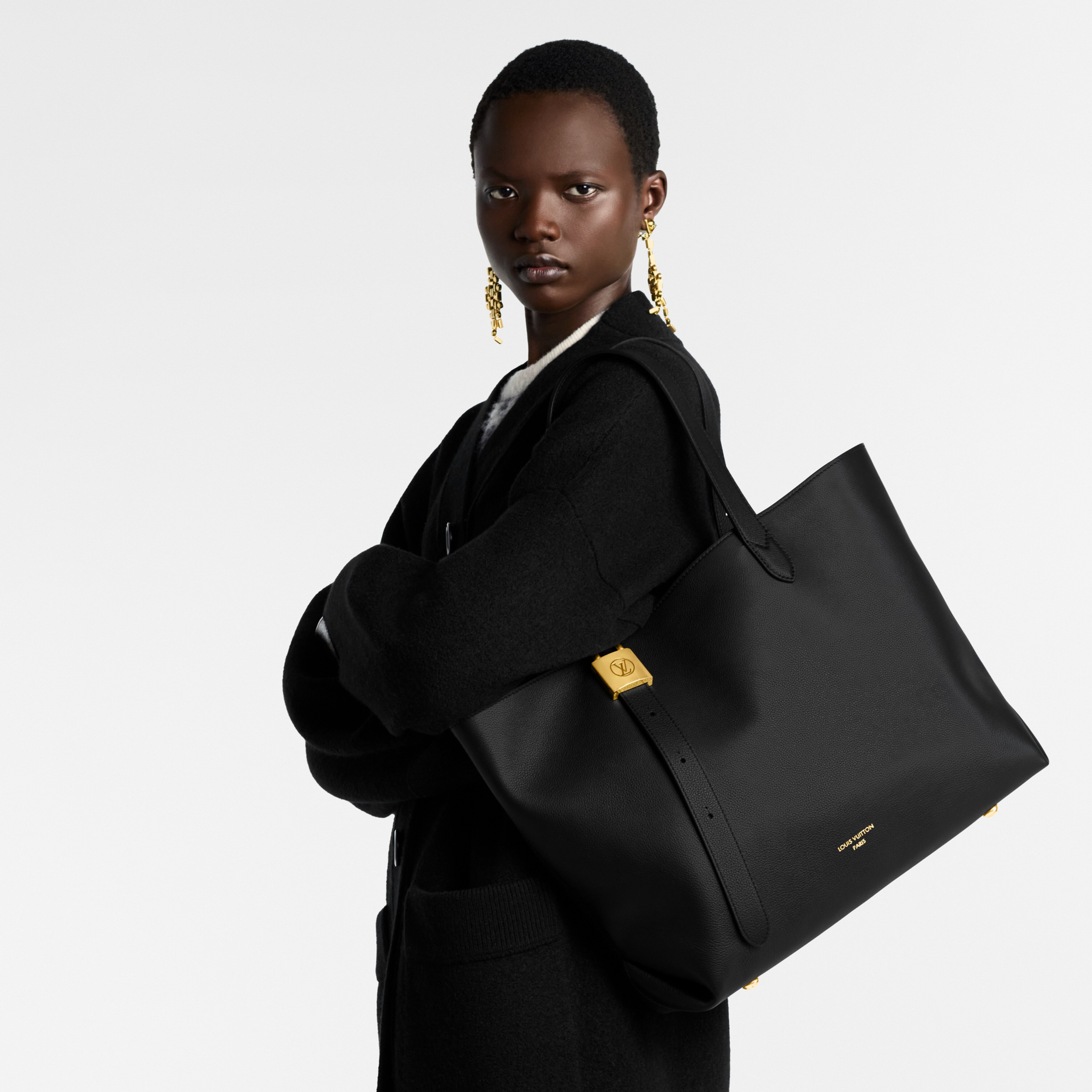 Low Key Cabas MM Low Key - Handbags | LOUIS VUITTON