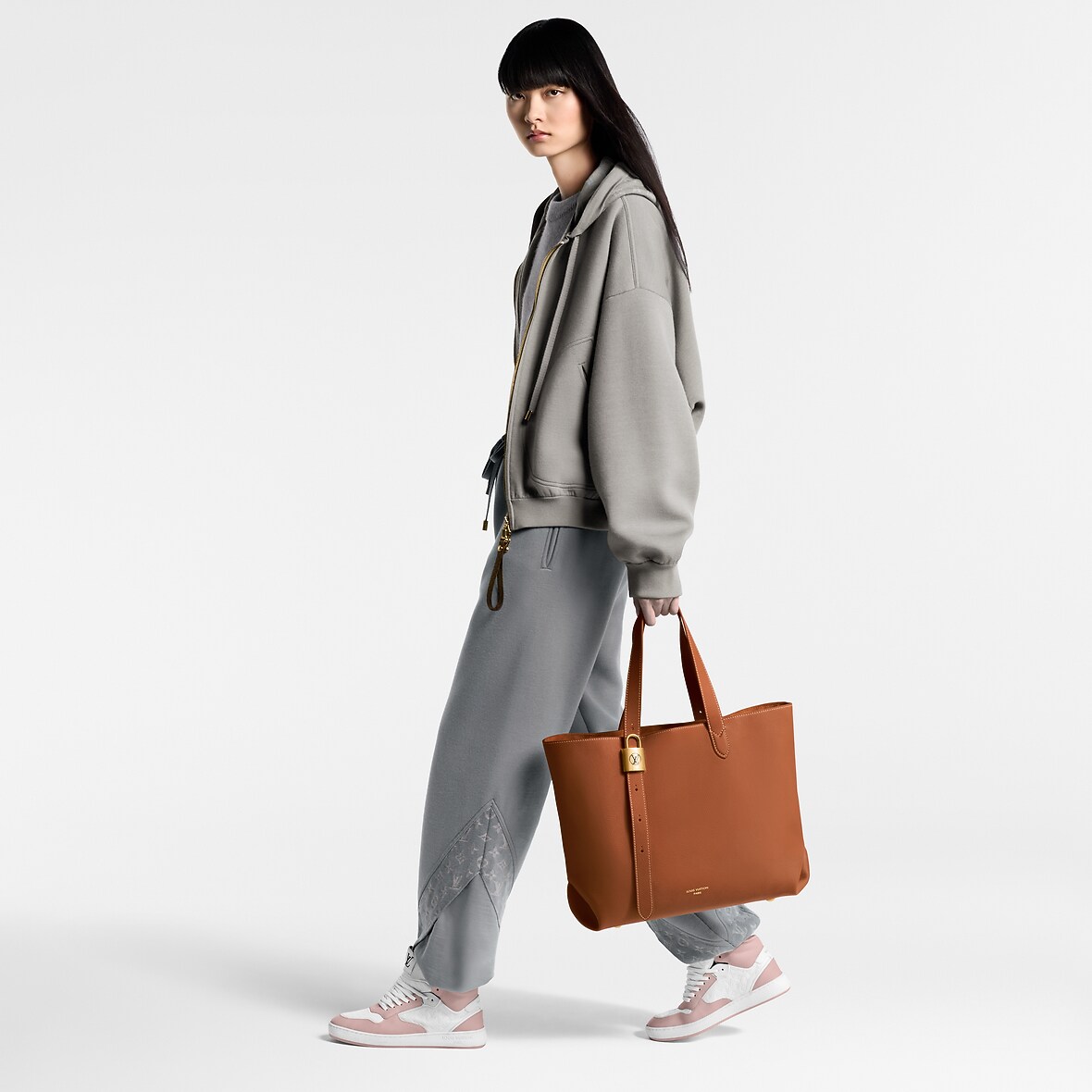 Low Key Cabas MM Low Key - Handbags | LOUIS VUITTON